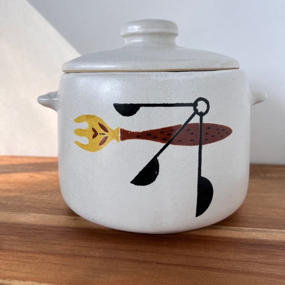 Vintage | Kitchen | Vintage Westbend Ceramic Bean Pot | Poshmark